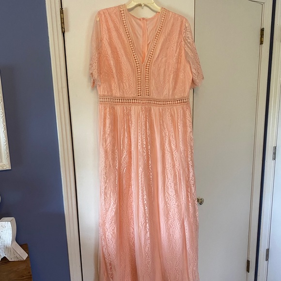 Dresses | Stunning Lace Peach Pink Dress Xxl | Poshmark